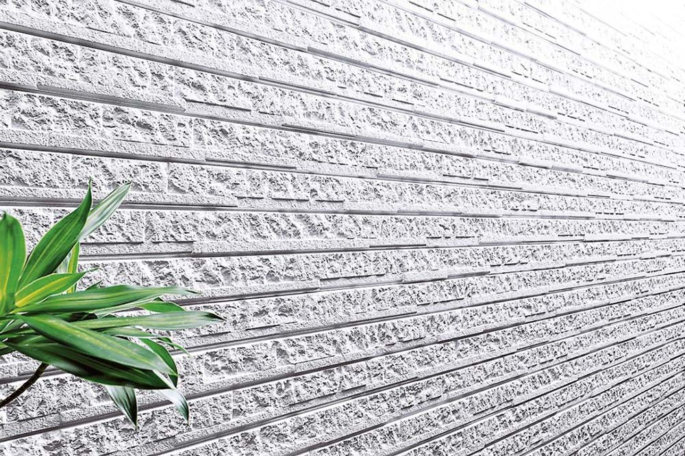 KMEWが革新的な住宅外壁材を投入 厚みが18ミリメートルの「光セラ18」 初の「色40年品質」 | 電波新聞デジタル